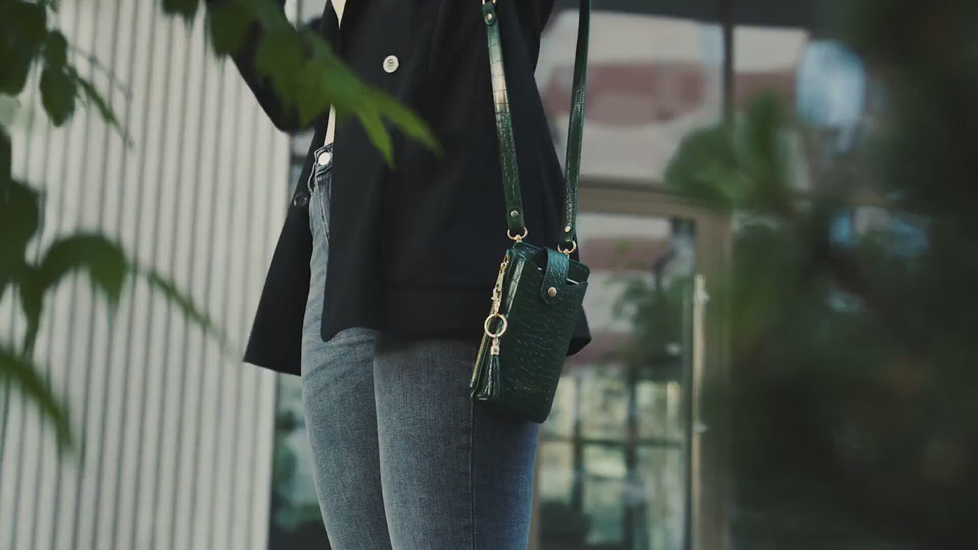 Elegant Alya Phone Case Bag in Black Leather